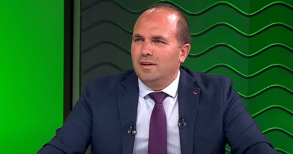 Savaş Çorlu: "Galatasaray'da ismi var, kendisi yok, ben ümidimi kestim ...